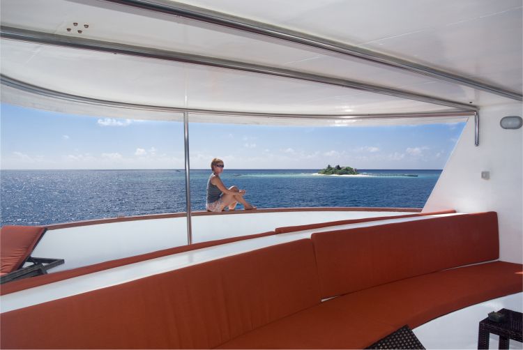 Carpe Vita Explorer | Maldives dive liveaboard | Dive Advice Travel